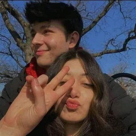 ကိုယ်ကသာသူနဲ့မှဆိုပြီး ကိုယ့်လွပ်လပ်ပိုင်ခွင့်တွေ ပျော်စရာတွေကို ကန့်သ တ်ပိုင်းခြားလိုက်တာ