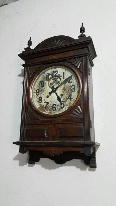 Aichi Tokei Visible Balance Wall Clock