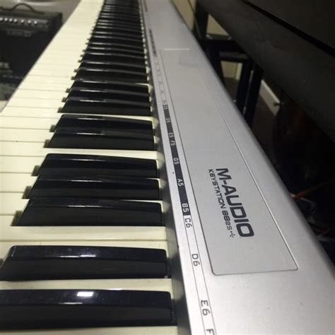 M Audio Keystation 88es 88 Key Semi Weighted Midi Keyboard Hobbies