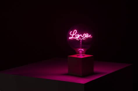 Handmade Led Filament Lamp Echo Neon Collection