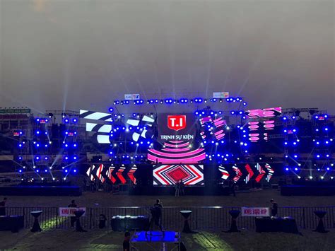 la 2122 line array dual 12 woofer 1400w rms active and passive sound