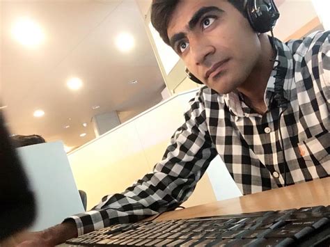 Kamran Khatti Medium