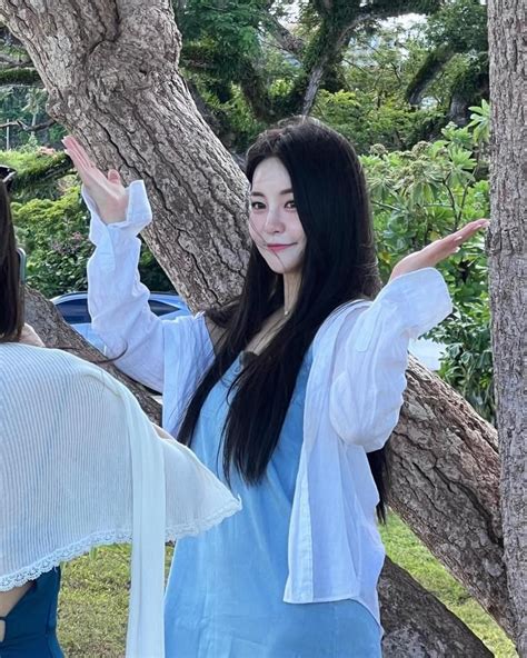 브브걸 유정 촬스의 이슈와 유머