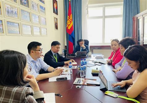 Хүнсний хувьсгал ын хүрээнд олон нийтэд мэдээлэл хүргэх ажлын хэсэг