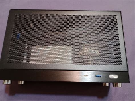 Used S300 Mini Itx Pc Gaming Case Front I O Usb 3 0 Type C Port Sfx Power Ubb Threads
