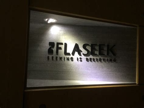 플래시크 디사인lab 디자인간판 전문회사