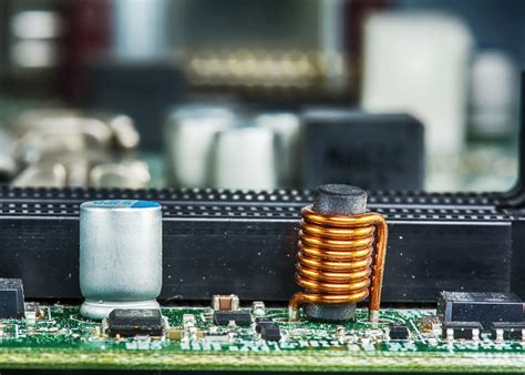 Simulating And Optimizing Printed Dipole Antenna Designs Cenos