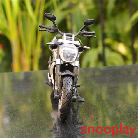Buy Original Licensed Ducati X Diavel S Diecast Bike 112 Scale 14