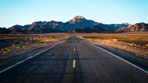배경 화면 경치 언덕 아침 수평선 고속도로 황혼 쓰기 아스팔트 하부 구조 산악 지형 비 건축물 도로 여행 1366x768 Bochin1976