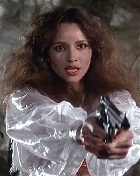 Barbara Carrera