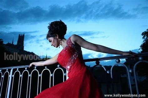 Sexy Pooja Hegde Photos Kollywood Zone