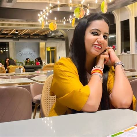 Veena Veena Jangra14 • Threads Say More