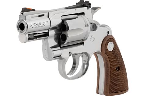 Colt Defense PYTHON SP2WCTS Python 2 5 SS AS Walnut Grip 6rd Revolver
