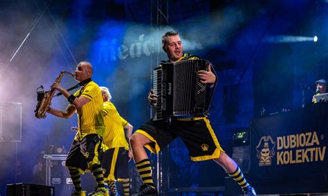 ТАКСИРАТ ЌЕ ГО СЛАВИ 25 РОДЕНДЕН СО МУЗИЧАРИ ОД СЕМЕЈСТВОТО НА „ПАСВОРД“ СМАРТ СДК МК