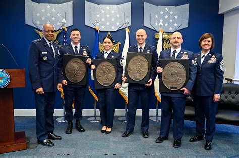 Lance P Sijan Award Winners Recognized By U S Air Force Mirage News