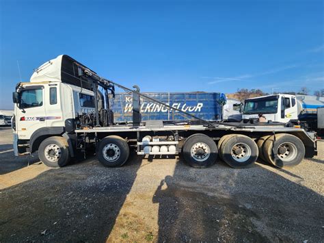 현대 트라고 투쓰리 암롤트럭 덮개 장착 투 쓰리 스틱 리타더 195전문가들