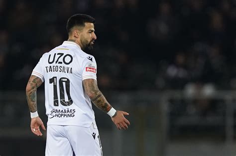 Tiago Silva Pode Empurrar O Vitória Para Um Grande Jogo Frente Ao Bétis