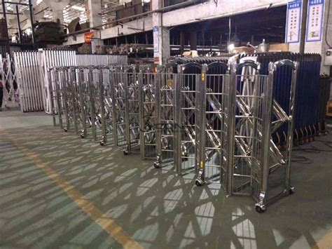 Manual Stainless Steel 304 Retractable Gate With Netting Rgss 008