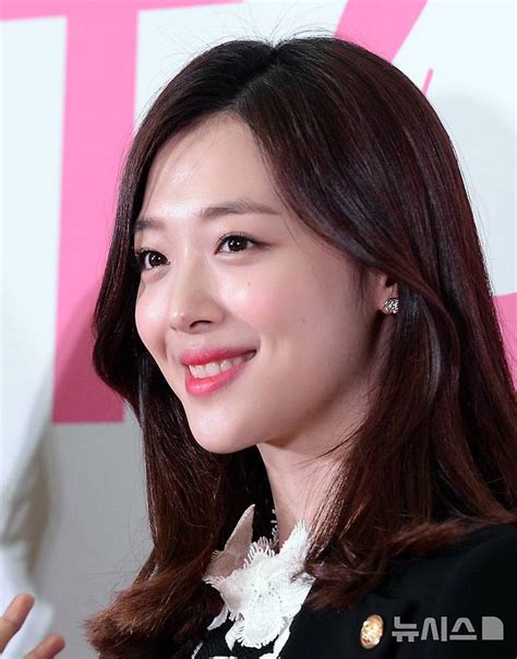 김수현 측 故설리에 노출강요 아냐…충분히 검토 뒤 리얼 출연