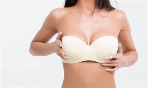 C Cup Breast Vs B Cup C Cup Breasts Silhouette Plastic Surgery