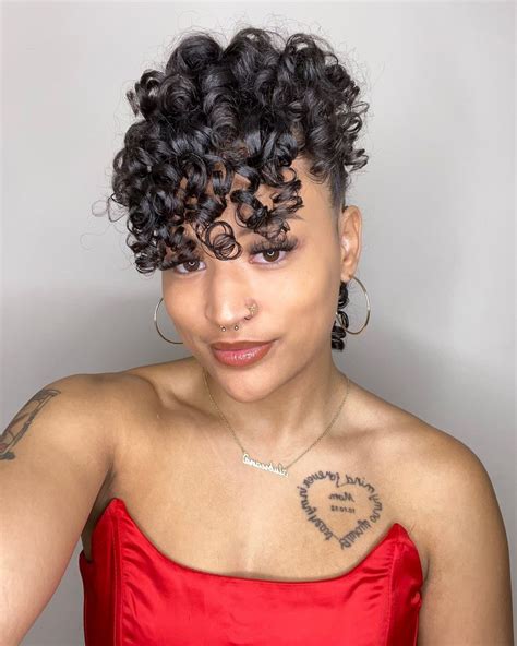 Short Sassy And Spring Ready 32 Curly Hair Inspirations To Refresh