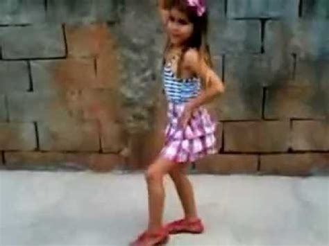 Nina Dancando Nina Dançando Vou Desafiar Você Mc Sapão Youtube Conestogacommunicators