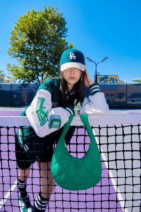 엠엘비 바시티자켓 Mlb 여자점퍼 가을 캠퍼스룩 잠바 필수지 네이버 블로그