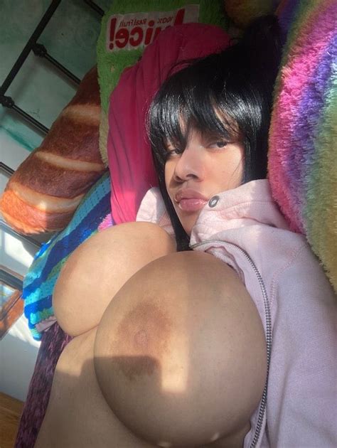 Whats This Bitchs Name Gaiaxox Gaia Loveheart Gaialoveheart