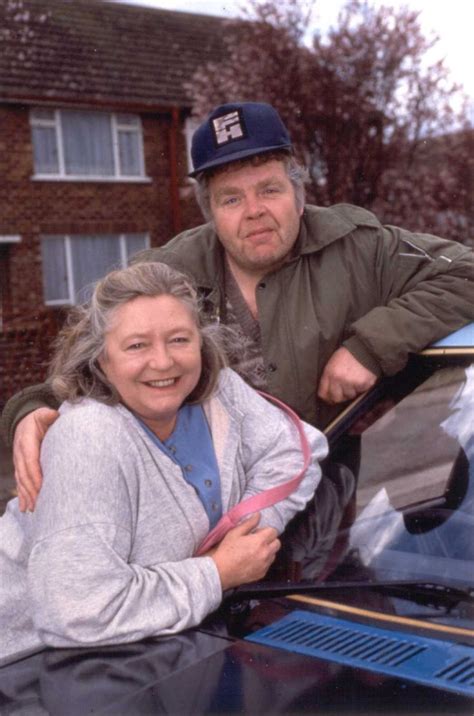 Daisy and Onslow | Keeping up appearances, British tv comedies, British ...