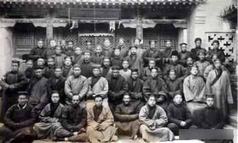 百年前的乱世 真正的道士下山后终于被拍下 各个都是仙风道骨道士乱世道教新浪新闻