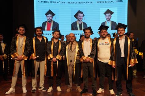 alperen bugra ozer linkedin‘de mezuniyetimin bu özel anında İstanbul Üniversitesi cerrahpaşa