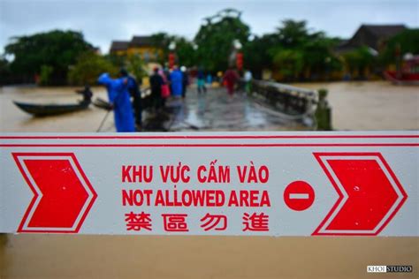 I Travelled To Hoi An Vietnam And Took Pictures To Show What Peoples