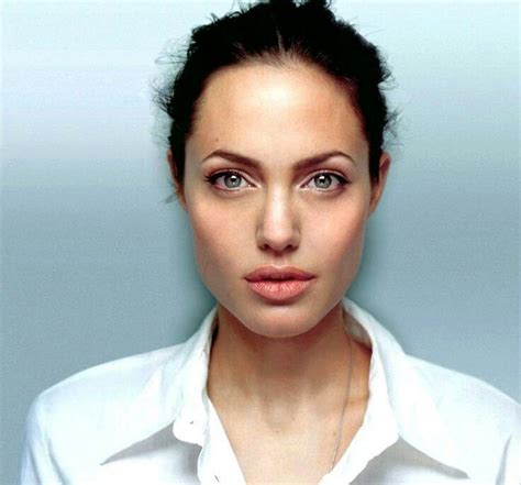 Pin By Asma ∞ On Celebrities Angelina Jolie Angelina Jolie Tattoo