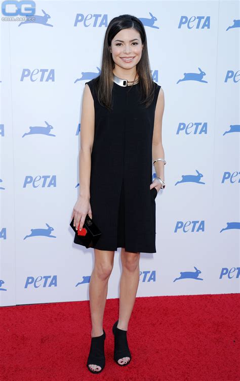 Miranda Cosgrove Nackt Nacktbilder Playbabe Nacktfotos Fakes Oben Ohne