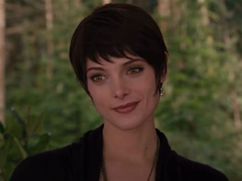 Ashley Greene Alice Cullen Lua Nova