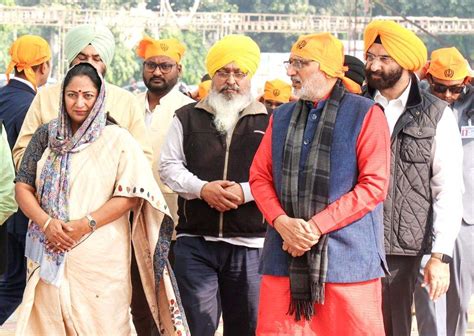 Vp Radhakrishnan Visits Gurudwara Rakab Ganj