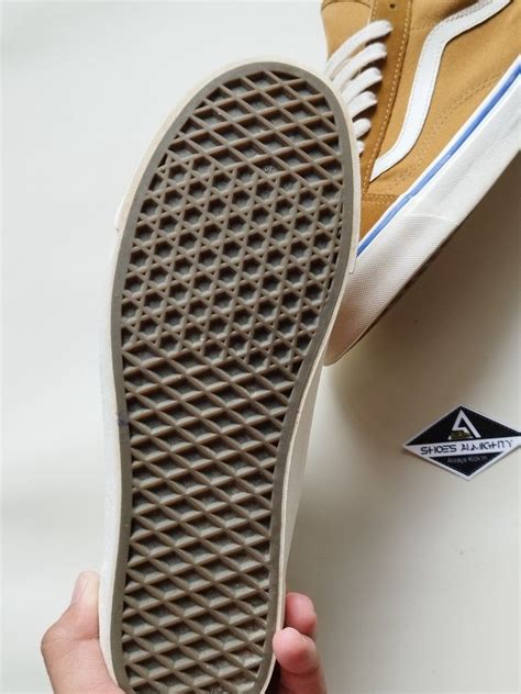 VANS OLD SKOOL VAULT V1 Men S Fashion Footwear Sneakers On Carousell