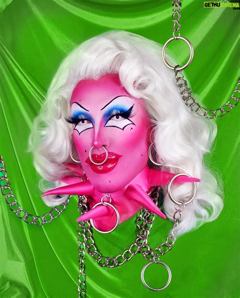 Pythia Wiki Biography Age Gallery Spouse And More