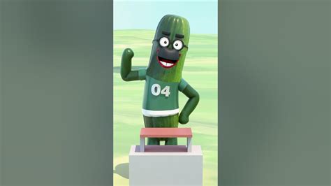 Help Cukey To Break Blocks With His Banana 🫣 Shorts Animation Memes Squidgame Youtube