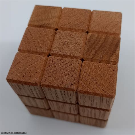 Piece Interlocking Cube