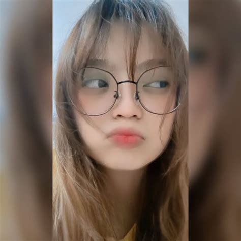 Sze Ni Go Gina Ni • Threads Say More