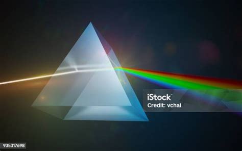 빛의 분산과 굴절 개념입니다 삼각 유리 프리즘을 통해 빛나는 빛 3d 렌더링 그림 0명에 대한 스톡 사진 및 기타 이미지 0명 3차원 형태 개발 Istock