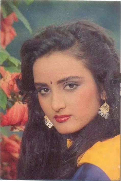 Farah Naaz R Classicdesibeauties