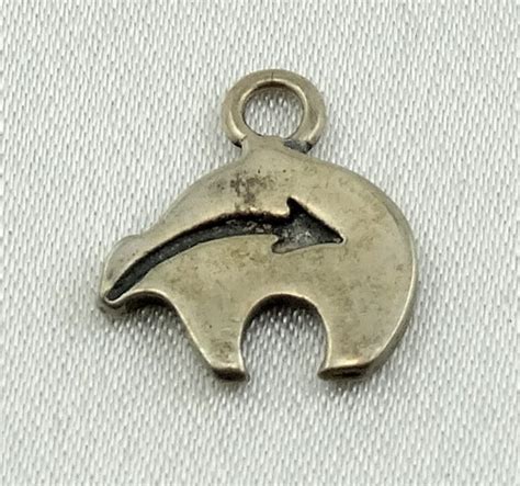 Lightning Bear Native American Vintage Sterling Silve Gem