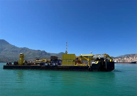 Hebo Hired To Lift The Sunken Yacht Bayesian Out Of The Water