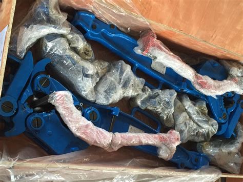 API Spec 7K Q3 3 8 12 3 4 75 Drilling Manual Tongs Type B DongYing Lake Petroleum Technology