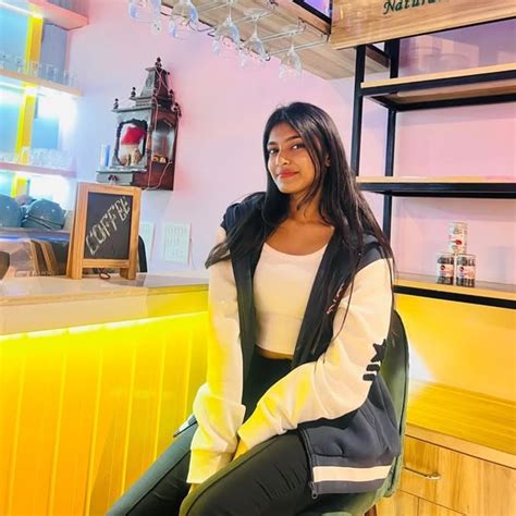 Nirali🦋🕊 Cutenirali98 On Threads