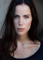 Teressa Liane Nua Em Becoming Bond