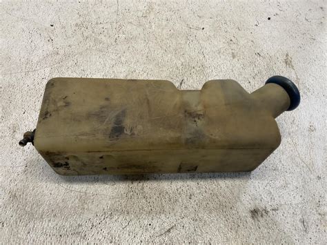 Kobelco 135rl Radiator Overflow Bottle For Sale