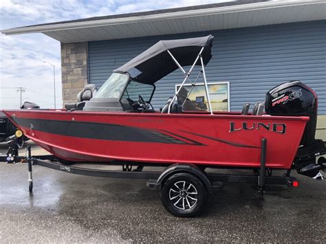 Lund Walk Through Windshield Boaters Choice